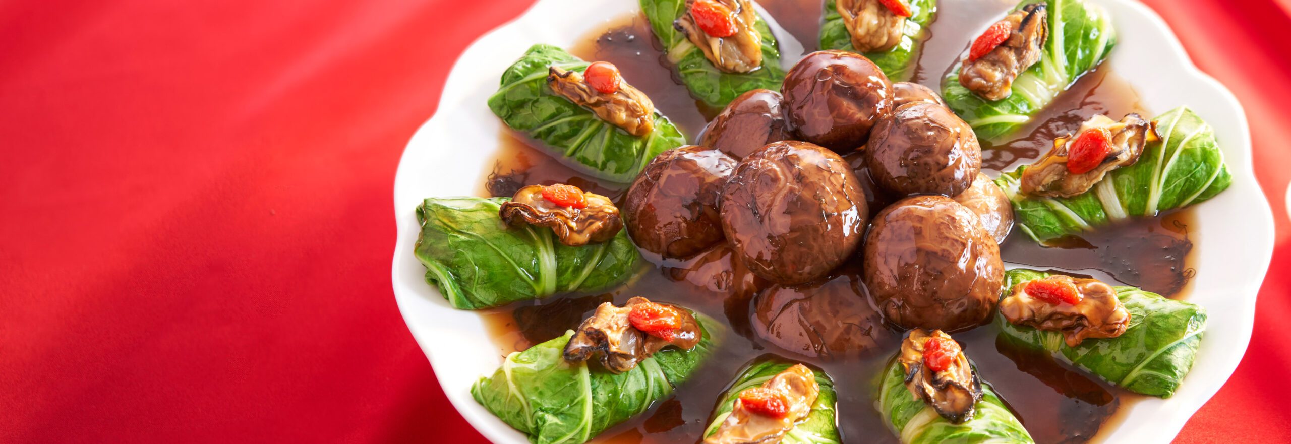 Steamed Cabbage Rolls with Mushrooms & Oysters Recipe | Ajinomoto